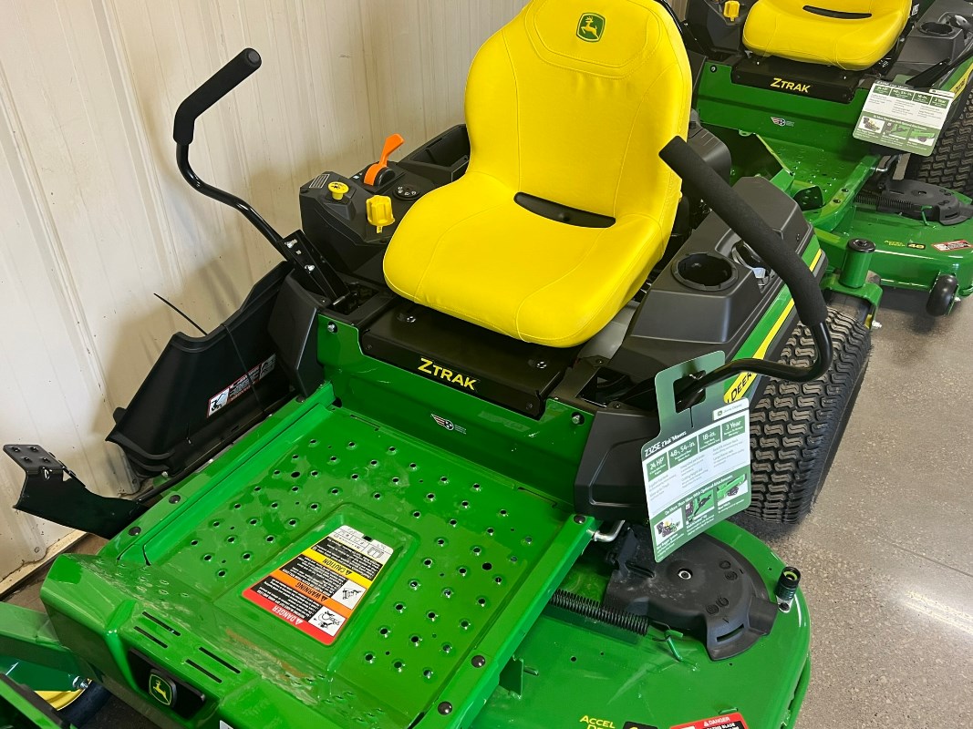2024 John Deere Z325E - 48" Zero Turn Mower For Sale in Elyria Ohio