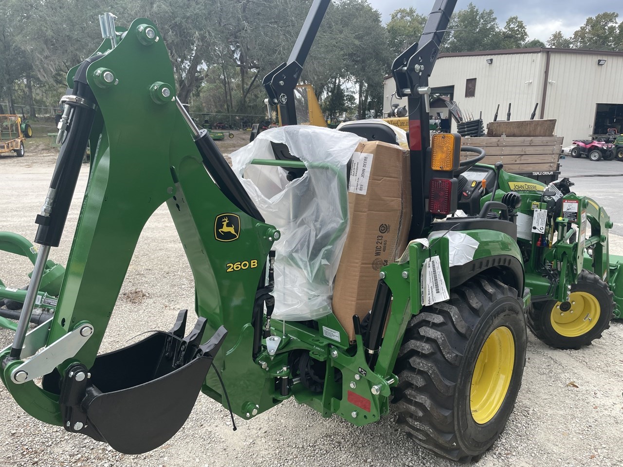 2024 John Deere 2025R Compact Utility Tractor For Sale in Crystal River ...
