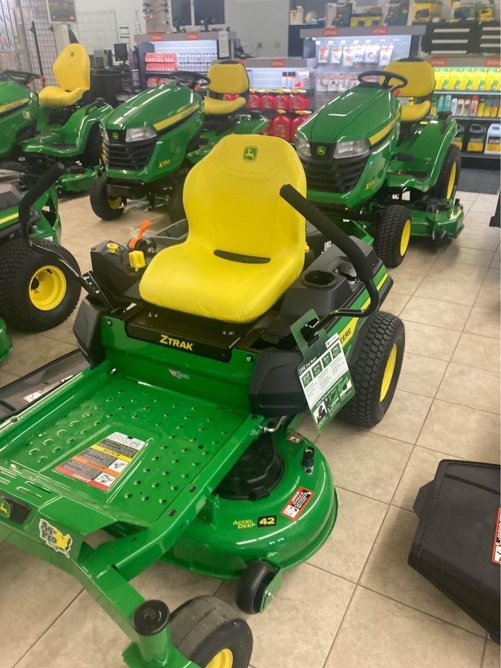 2025 John Deere Z315E Zero Turn Mower For Sale in Milan Ohio