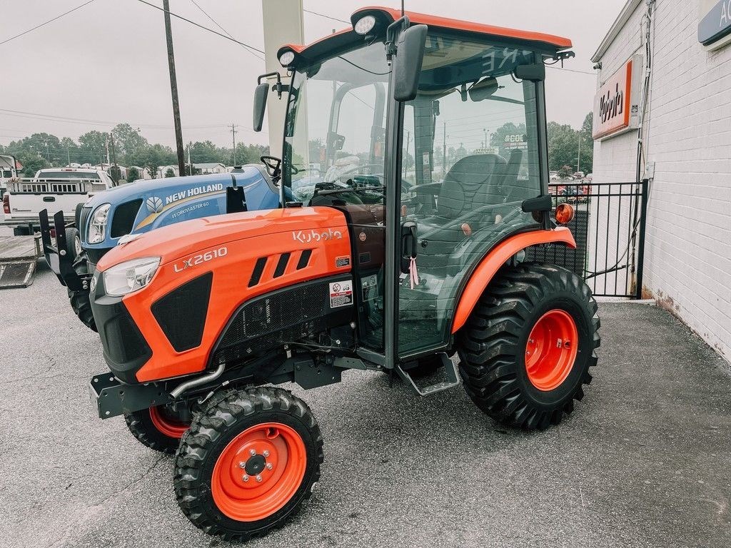 2022 Kubota LX Series LX2610HSDC Compact Utility Tractor برسم البيع ...