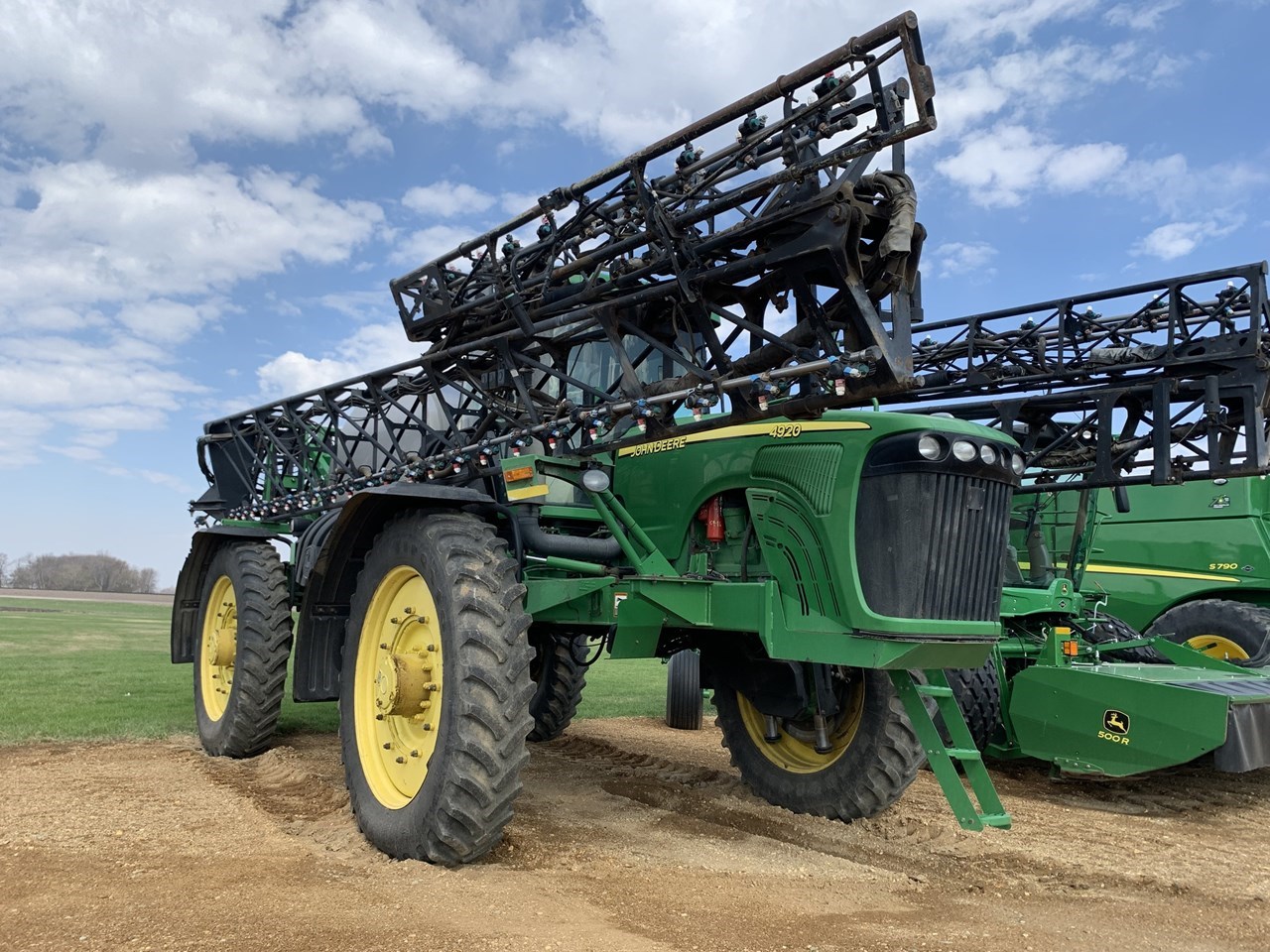 2005 John Deere 4920 Sprayer-Self Propelled For Sale in Pipestone Minnesota
