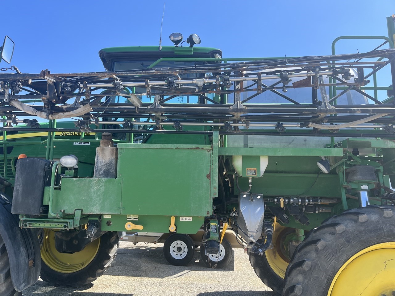 John Deere 4830 Sprayer-Self Propelled For Sale in Vandalia Illinois