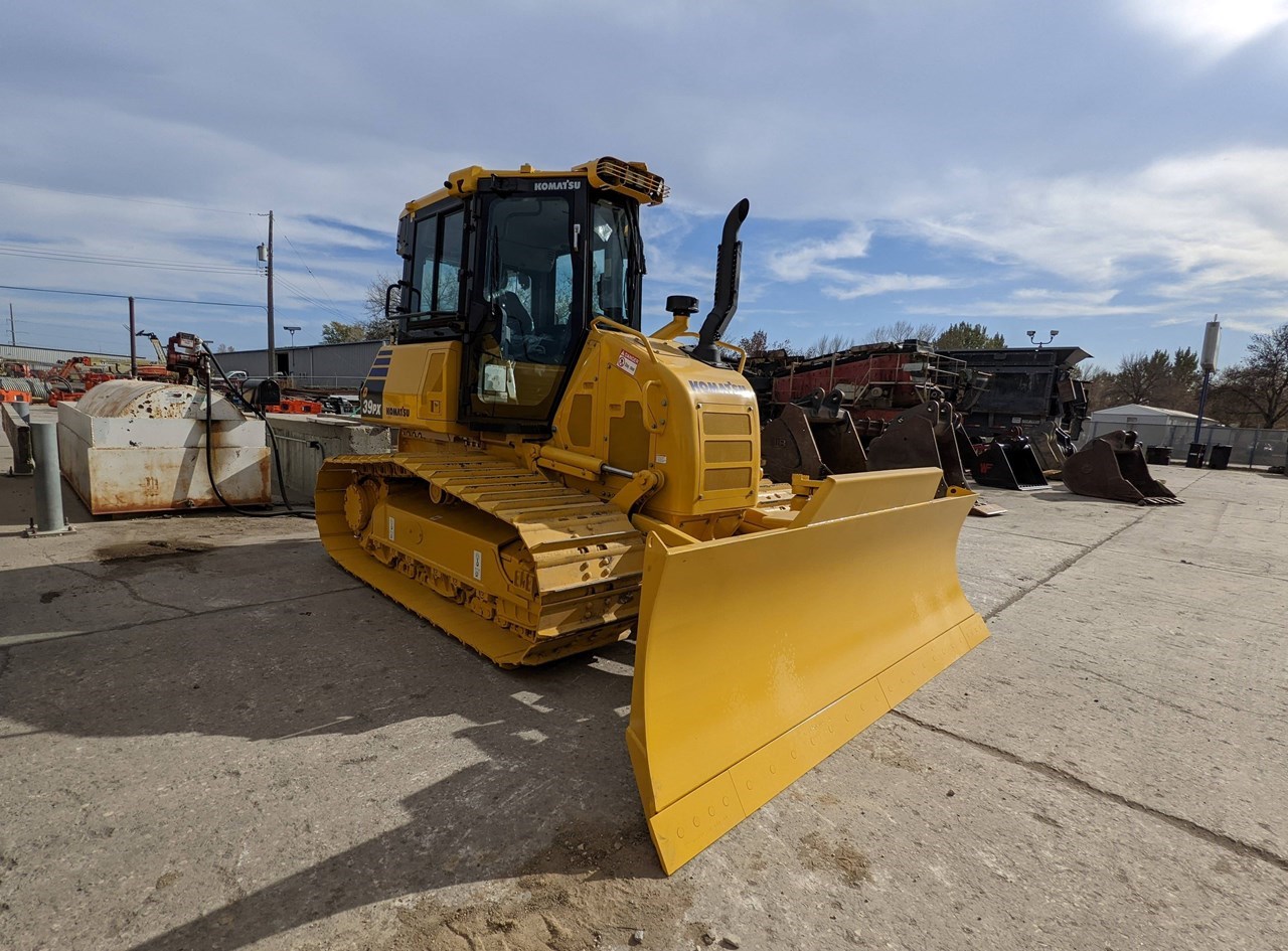 2023 Komatsu D39PX-24 Crawlers For Sale in Fargo North Dakota
