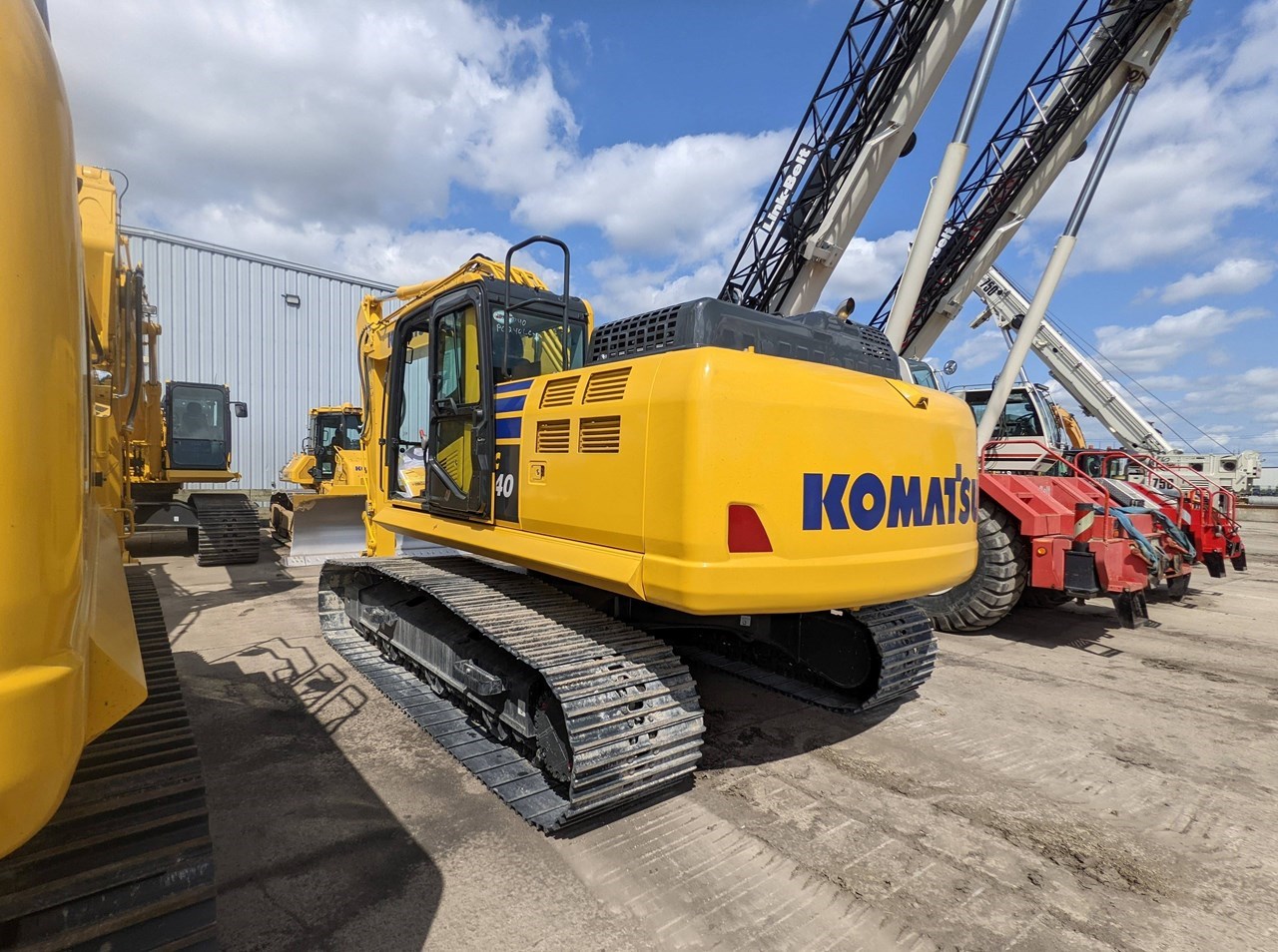 2022 Komatsu PC240LC-11 Excavator-Track For Sale in Fargo North Dakota