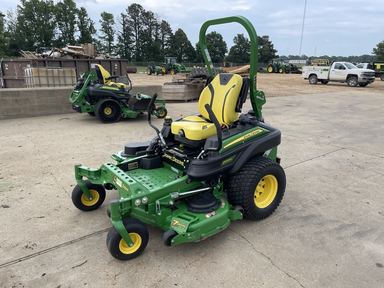 2022 John Deere Z920M Zero Turn Mower For Sale in Batesville Mississippi