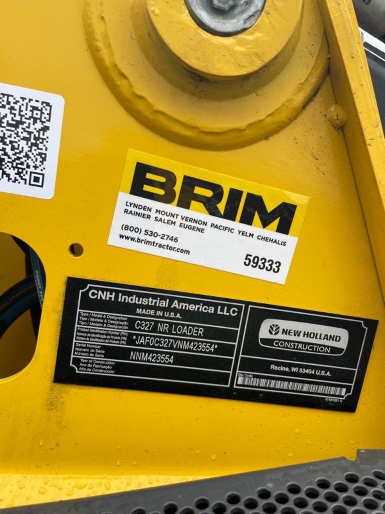2023 New Holland C327 CAB EH QC Skid Steer-Track برسم البيعSalem Oregon