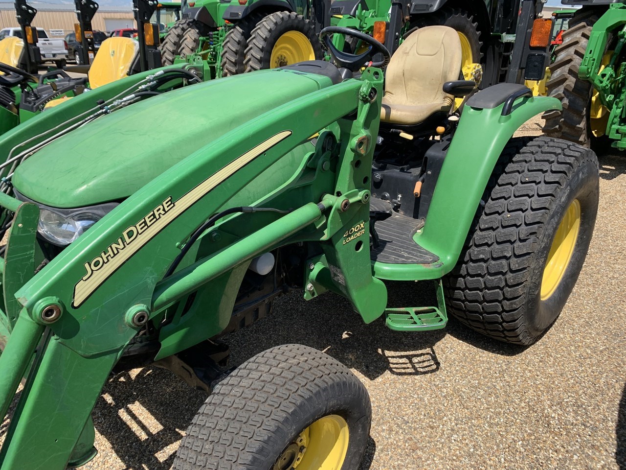 2005 John Deere 4720 Compact Utility Tractor For Sale in Assumption ...