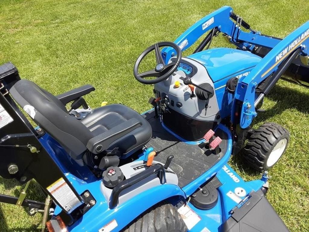 2022 New Holland Workmaster™ 25S Sub-Compact Open-Air + 100LC Loade ...