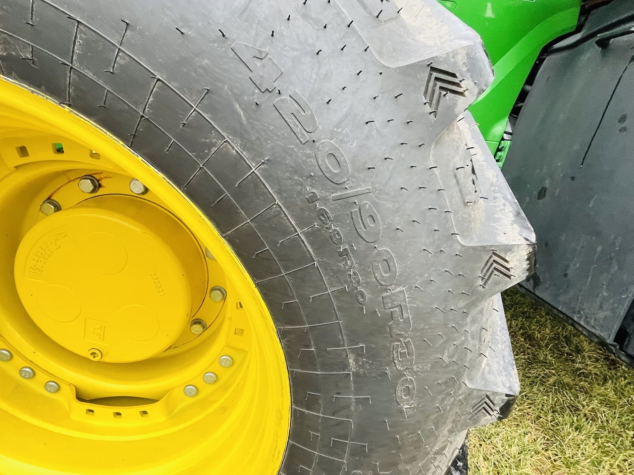 2021 John Deere 7R 210 Tractor - Row Crop For Sale in Stratford Wisconsin