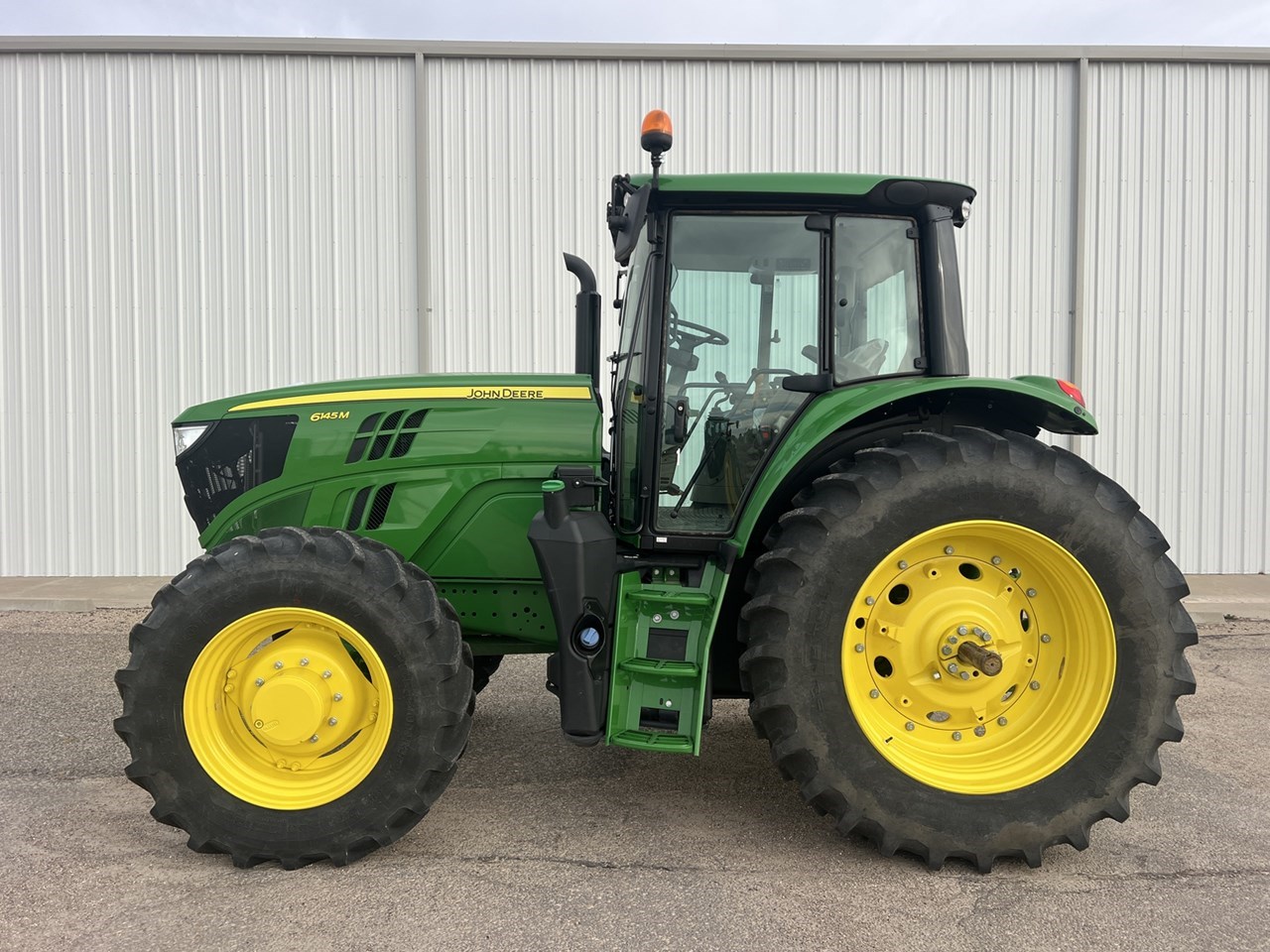 2022 John Deere 6145M Tractor - Row Crop For Sale in Guymon Oklahoma