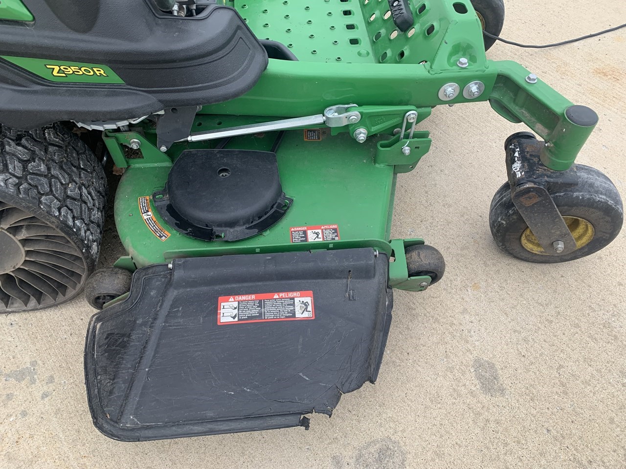 2022 John Deere Z950R Zero Turn Mower For Sale in Winchester Illinois