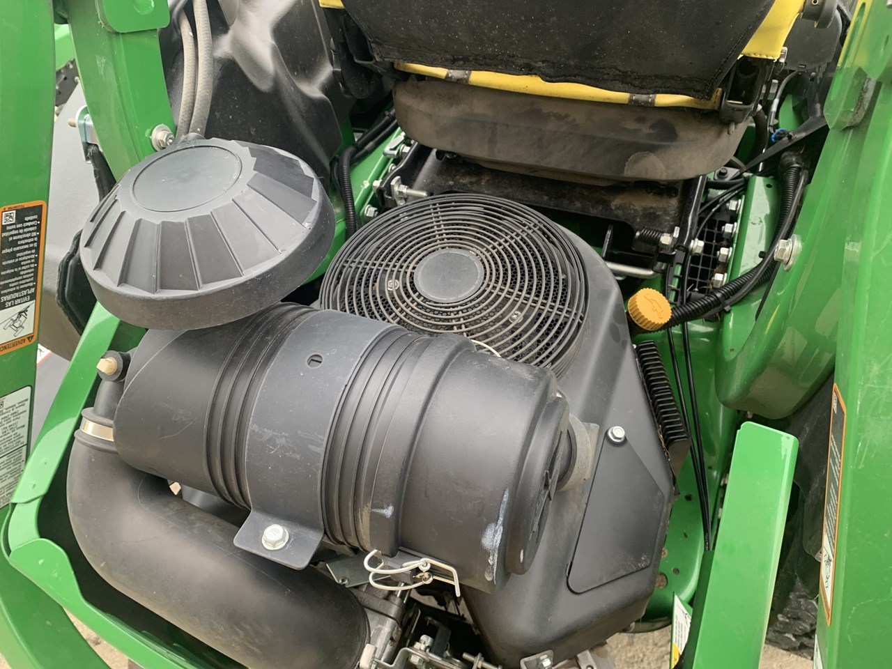 2022 John Deere Z950R Zero Turn Mower For Sale in Winchester Illinois