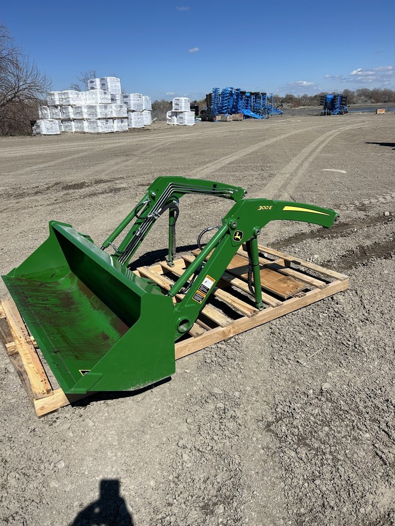 John Deere 300E Loader Front End Loader Attachment For Sale in Burley Idaho