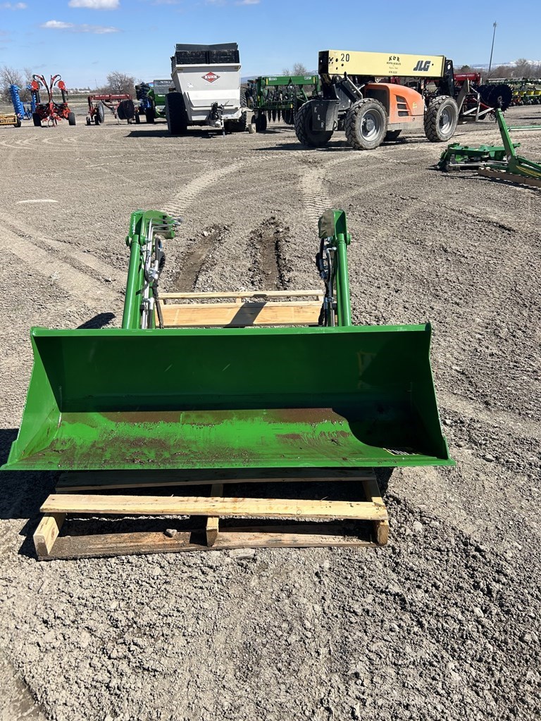 John Deere 300E Loader Front End Loader Attachment For Sale in Burley Idaho