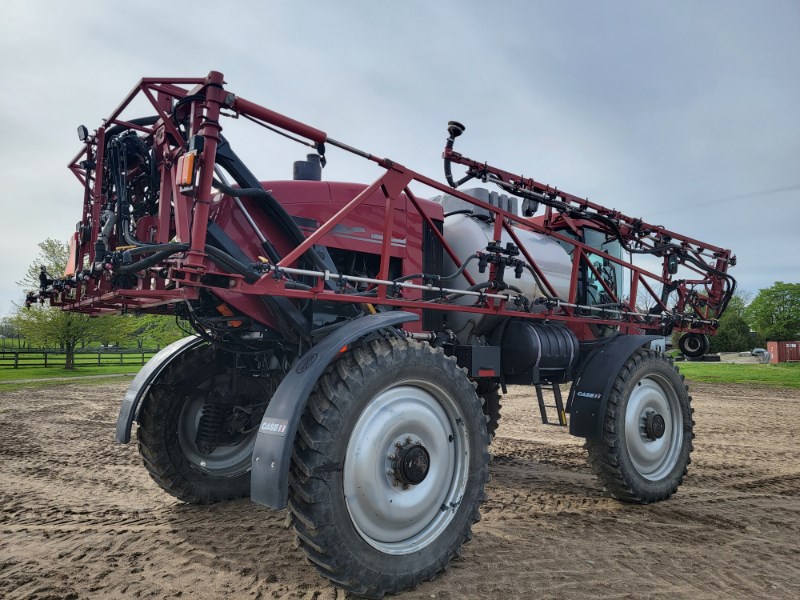 2011 Case IH SPX4420 Sprayer-Self Propelled For Sale in Mt. Elgin Ontario