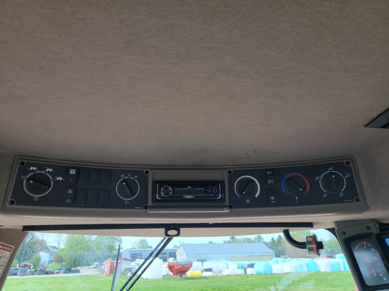 2011 Case IH SPX4420 Sprayer-Self Propelled For Sale in Mt. Elgin Ontario