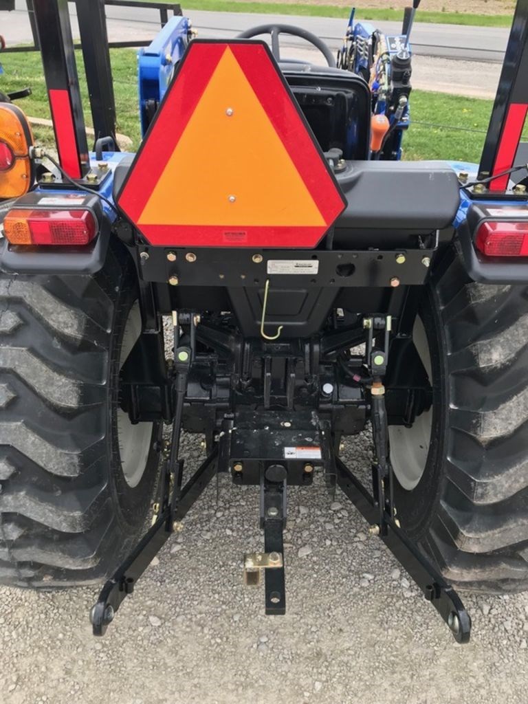 New Holland Workmaster 25 Compact Utility Tractor A La VentaLockwood ...