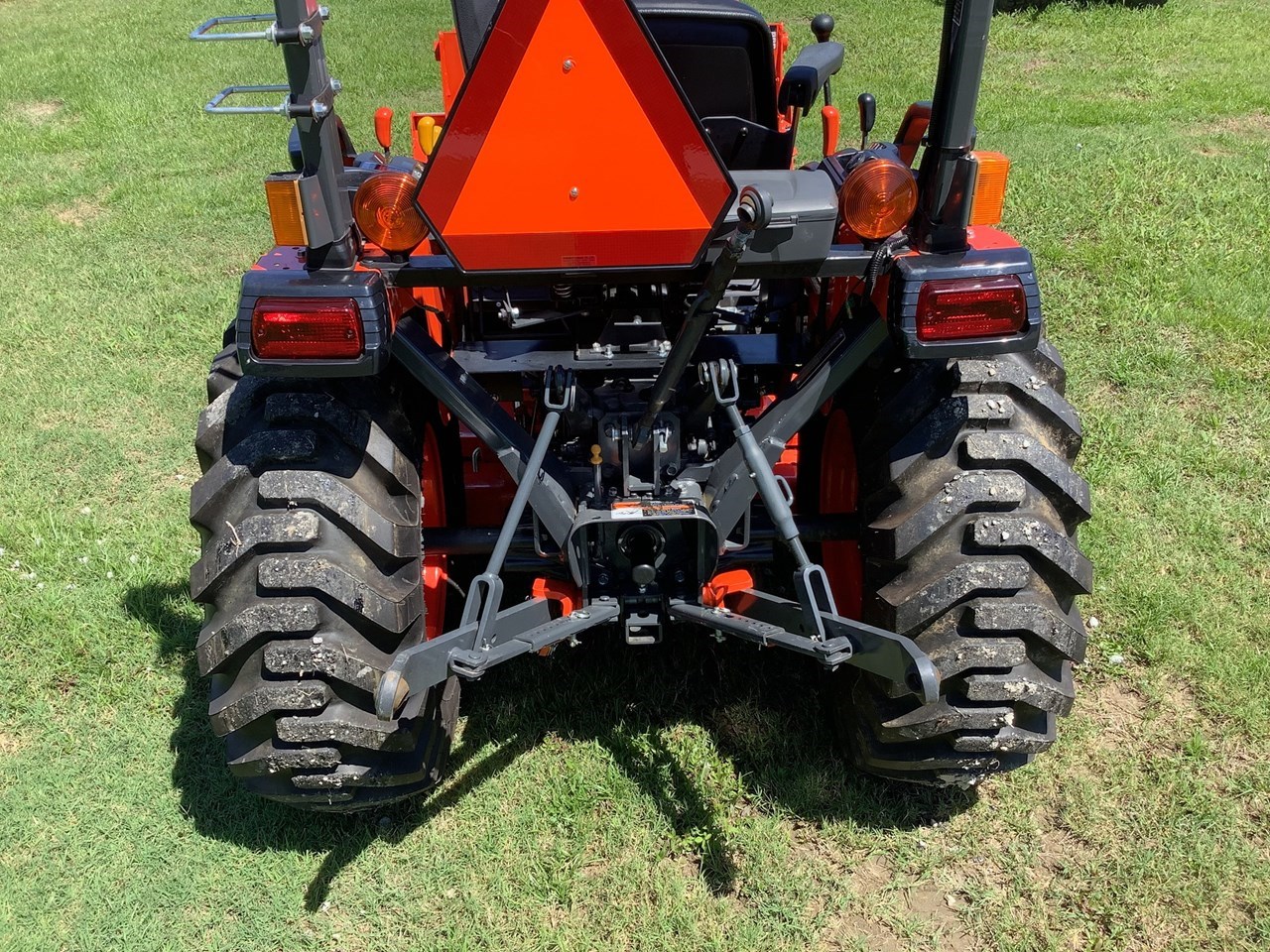 2019 Kubota B2650 Compact Utility Tractor For Sale in Trenton Tennessee