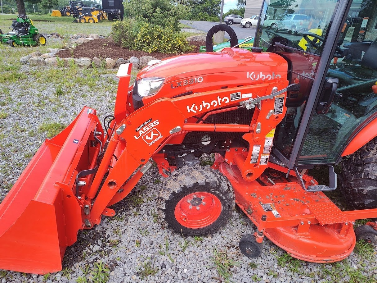 2022 Kubota LX3310 Compact Utility Tractor For Sale in Cazenovia New York