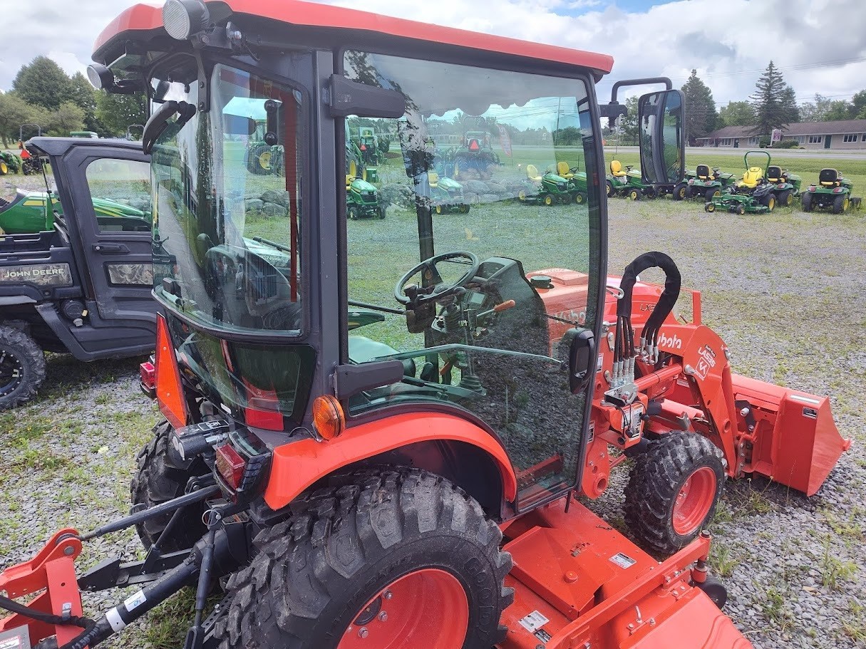2022 Kubota LX3310 Compact Utility Tractor For Sale in Cazenovia New York