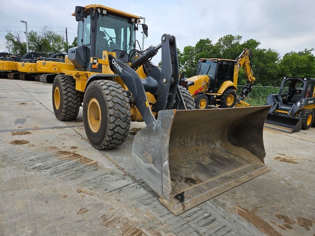 2022 John Deere 544P Wheel Loader For Sale in Irving Texas