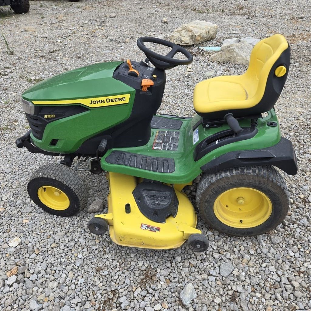 2021 John Deere S180 Riding Mower For Sale in Lockwood Missouri