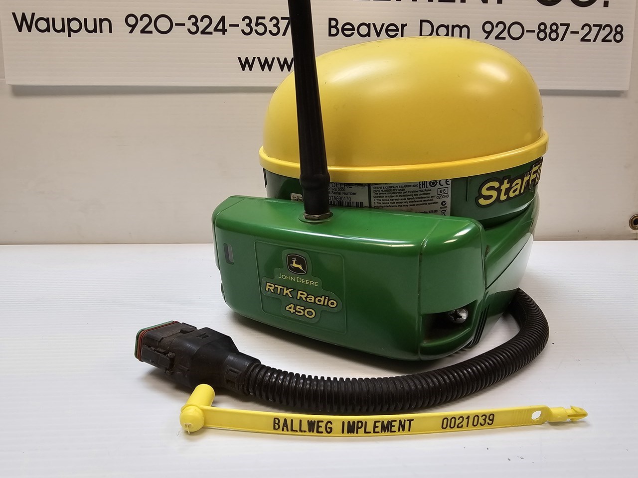 John Deere SF3000 RTK Ready Receiver w/ RTK 450 Radio Precision Farming ...