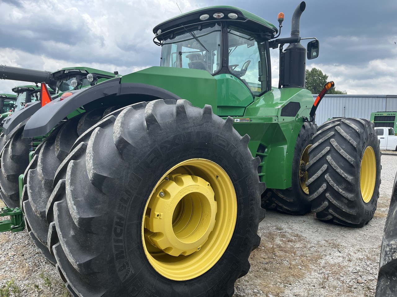 2016 John Deere 9620R Tractor - 4WD For Sale in Mattoon Illinois