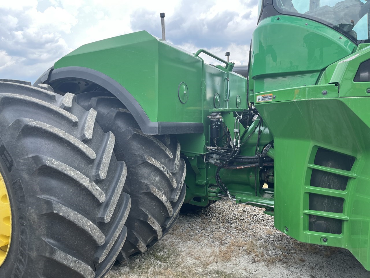 2016 John Deere 9620R Tractor - 4WD For Sale in Mattoon Illinois