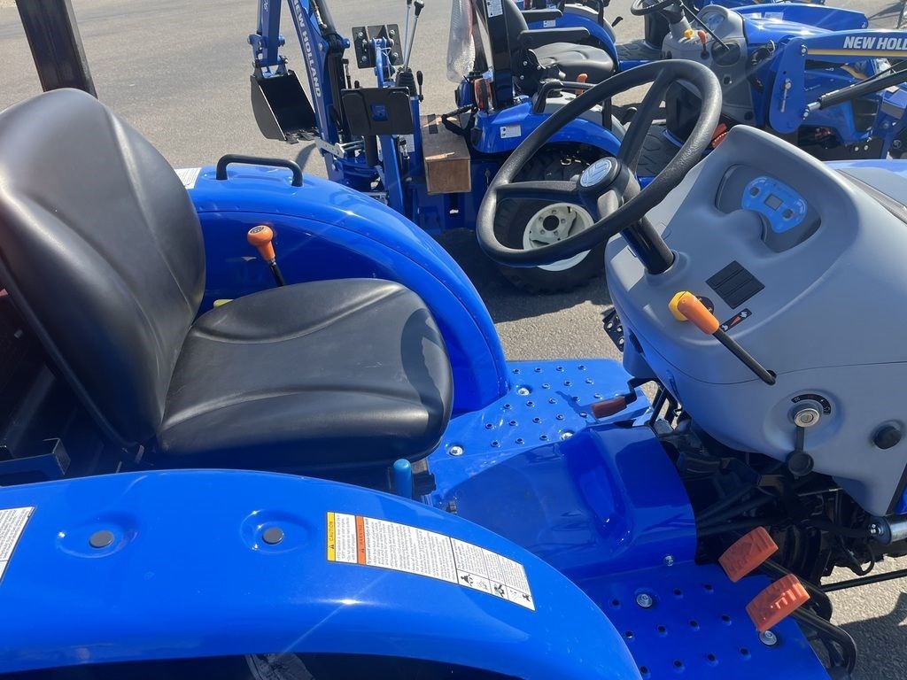 2024 New Holland Workmaster™ Compact 25-40 Series 25 Compact Utility ...