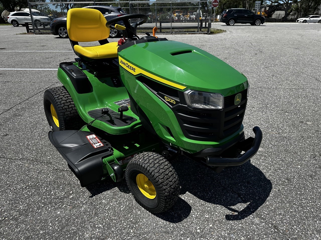 2025 John Deere S220 Riding Mower For Sale in St Augustine Florida