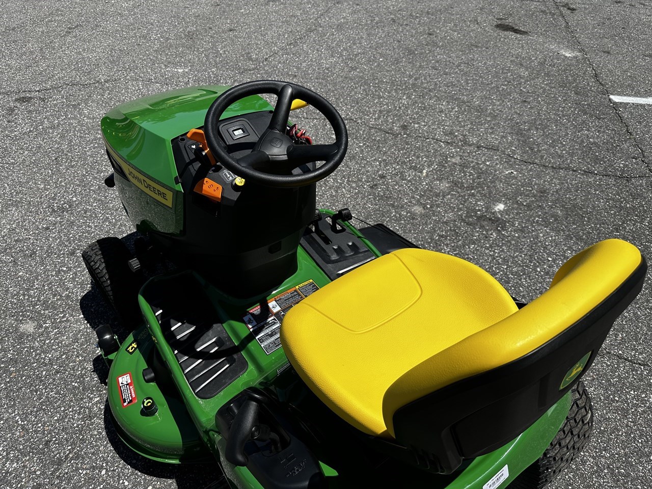 2025 John Deere S220 Riding Mower For Sale in St Augustine Florida