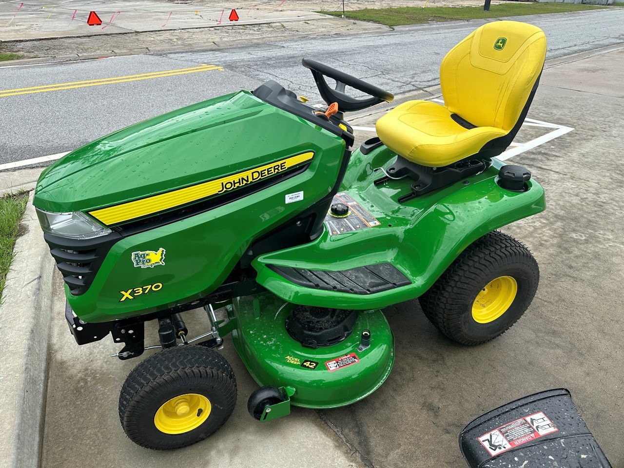 2025 John Deere X370 Riding Mower For Sale In Waycross Georgia 1100