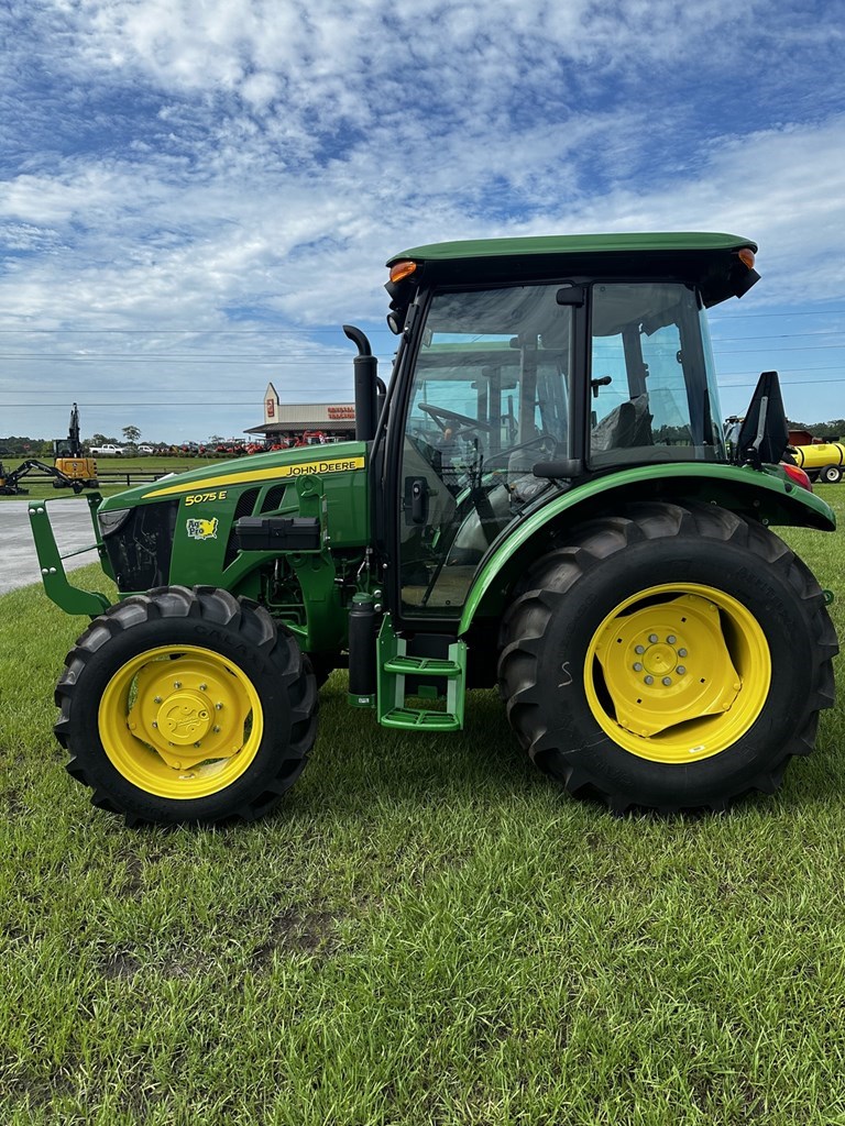 2024 John Deere 5075E A/C Cab Loader Ready 75 HP Tractor Compact ...