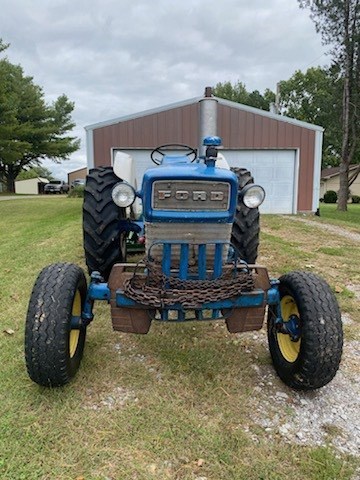 1972 Ford 4000 Tractor - Utility For Sale in Carterville Illinois