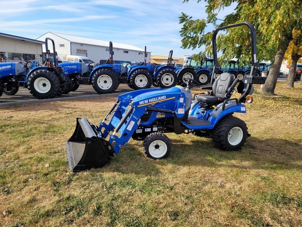 2024 New Holland Workmaster™ 25S Sub-Compact 25S Cab + 100LC Loader ...