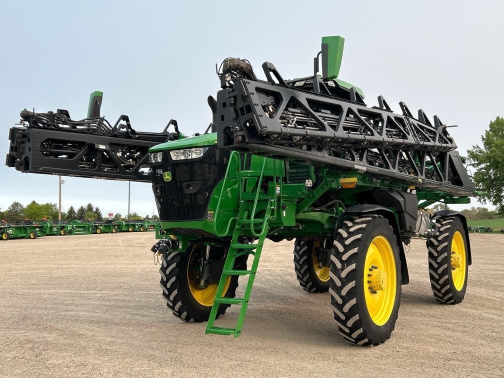 2024 John Deere 412R Sprayer-Self Propelled For Sale in Washburn North ...