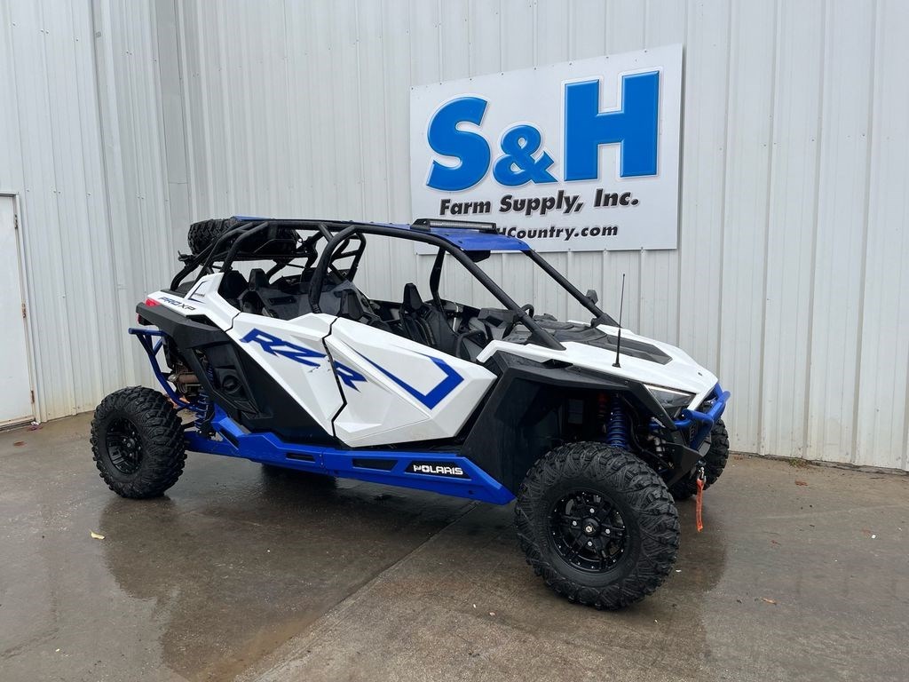 2020 Polaris RZR Pro XP 4 Ultimate مركبة صناعية برسم البيعROGERSVILLE ...