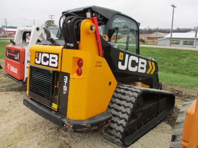 2022 JCB 3TS-8T Crawler Loader For Sale in Elkader Iowa