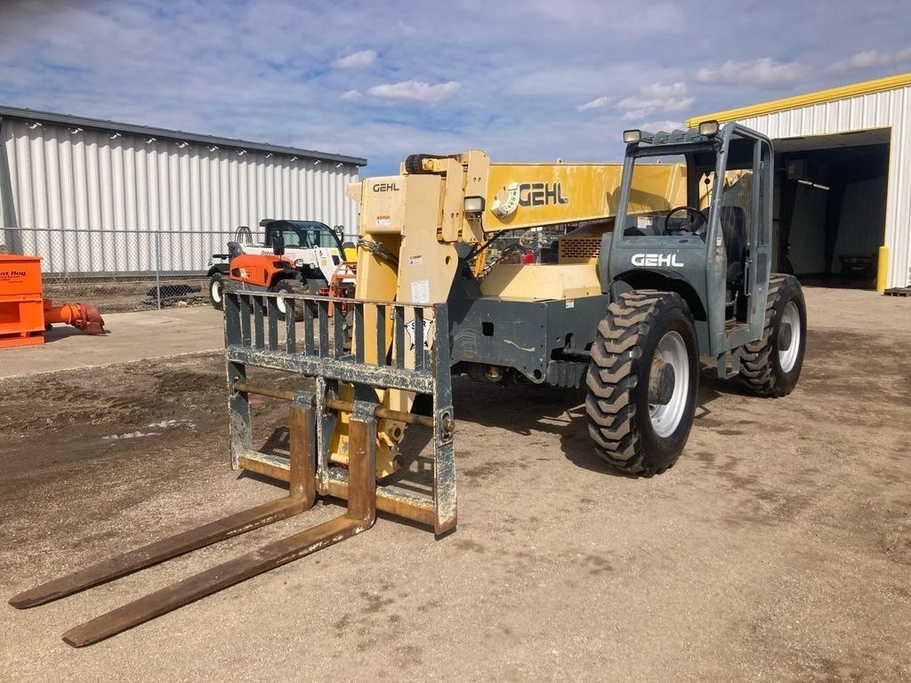 2015 Gehl RS Series RS8-42 Telehandler For Sale in Cedar Rapids Iowa