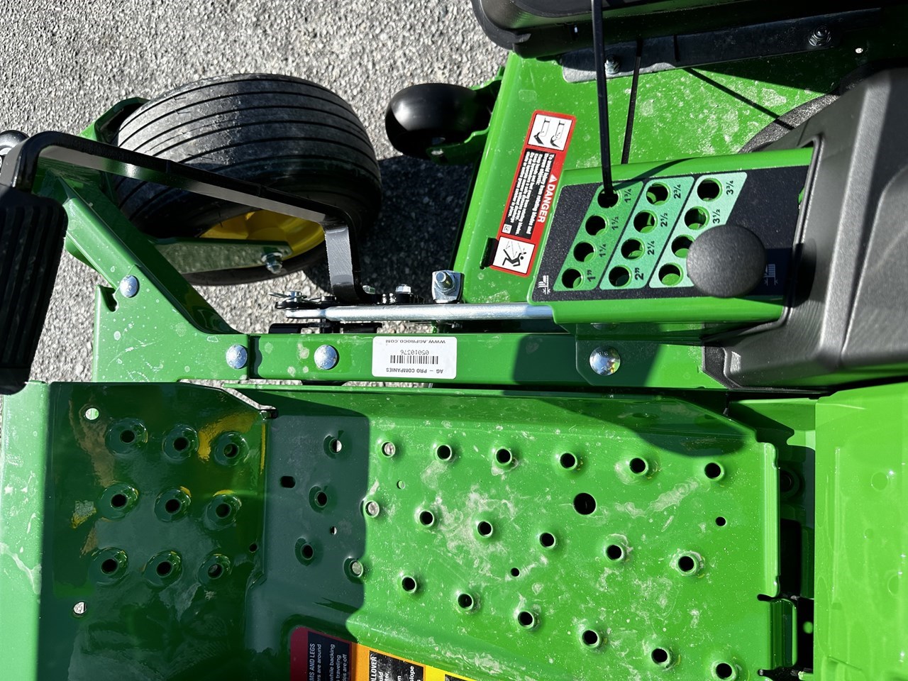 2025 John Deere Z515E Zero Turn Mower For Sale in Jacksonville Florida