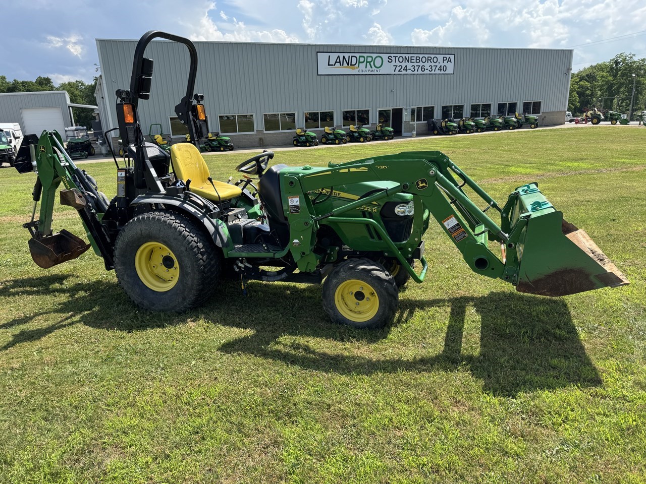 2015 John Deere 2032R Compact Utility Tractor For Sale in Stoneboro ...
