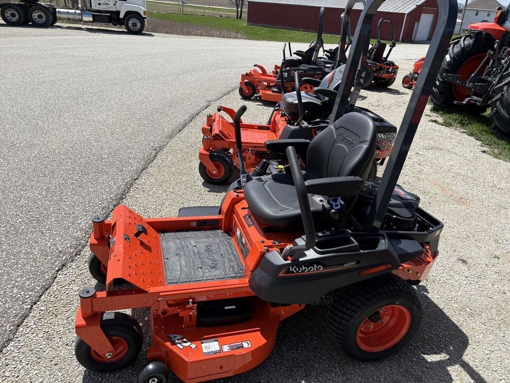 2025 Kubota Z232KW-42 Zero Turn Mower Til salgKimball Minnesota