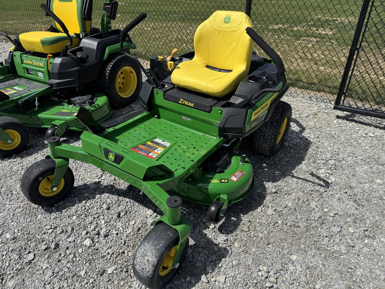 2025 John Deere Z315E Zero Turn Mower For Sale in Upper Sandusky Ohio