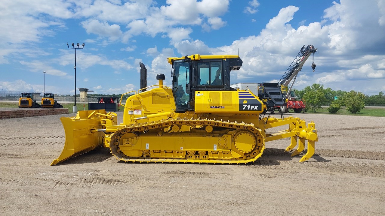 2025 Komatsu D71PX-24 Crawlers For Sale in Bismarck North Dakota