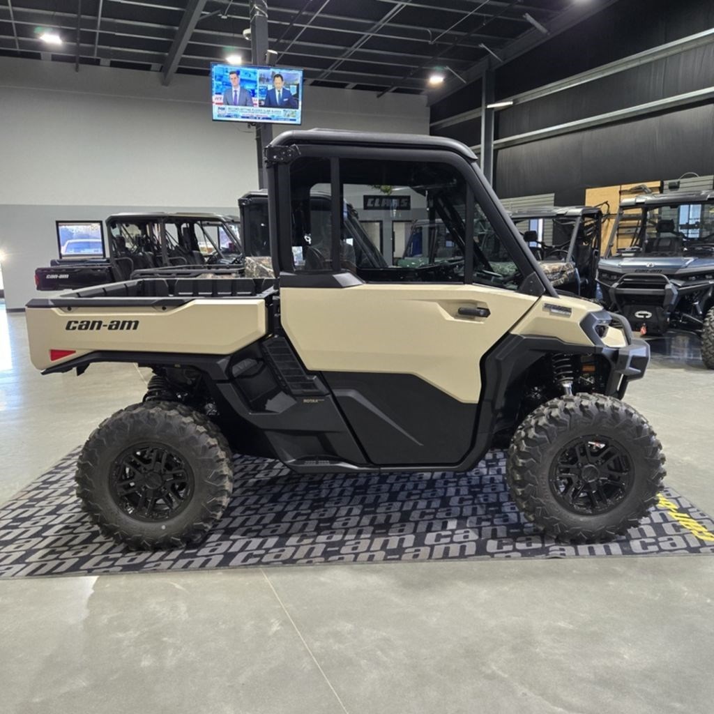 2026 Can-Am Defender Limited HD11 Desert Tan & Carbon Black Utility ...