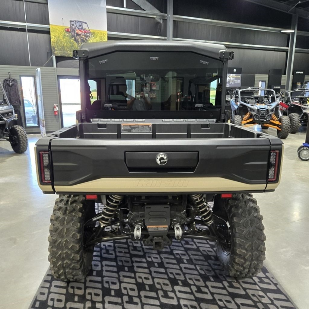 2026 Can-Am Defender Limited HD11 Desert Tan & Carbon Black Utility ...