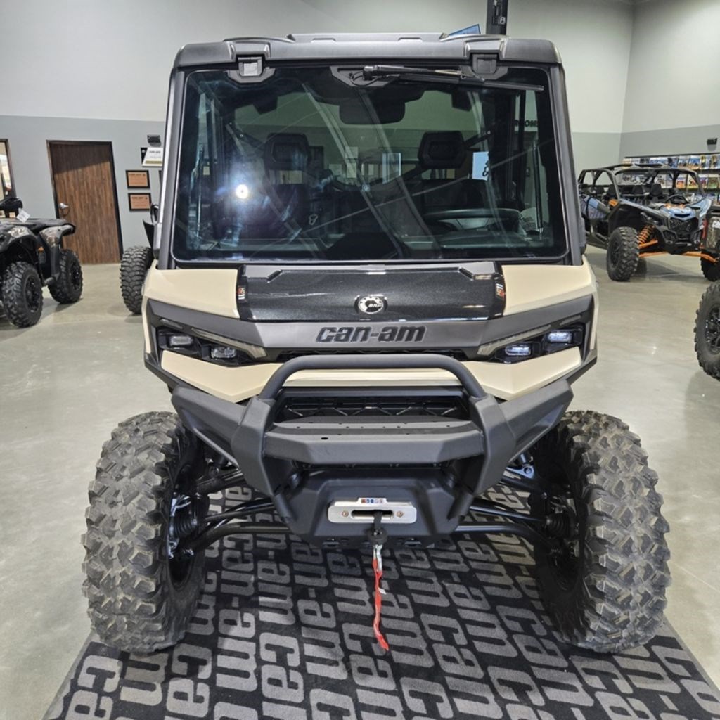 2026 Can-Am Defender Limited HD11 Desert Tan & Carbon Black Utility ...