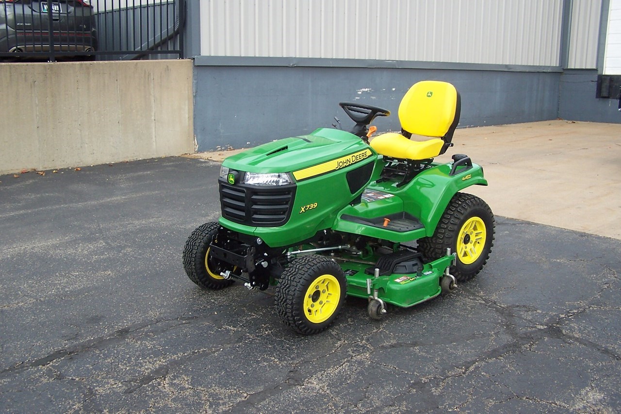 2024 John Deere X739 Riding Mower For Sale » Roeder Outdoor Power